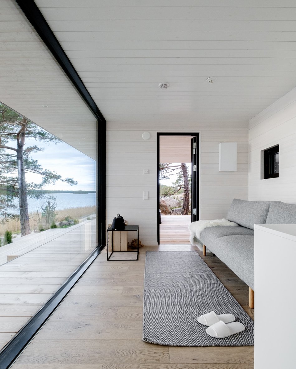 Puupaneelit kattoon ja seinään – Kaita ja Piena