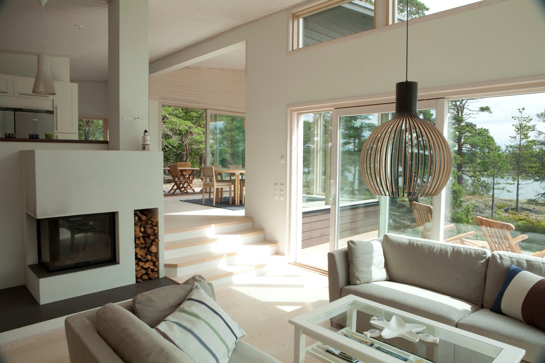 Huvila ja saunatupa Strömsön saaressa